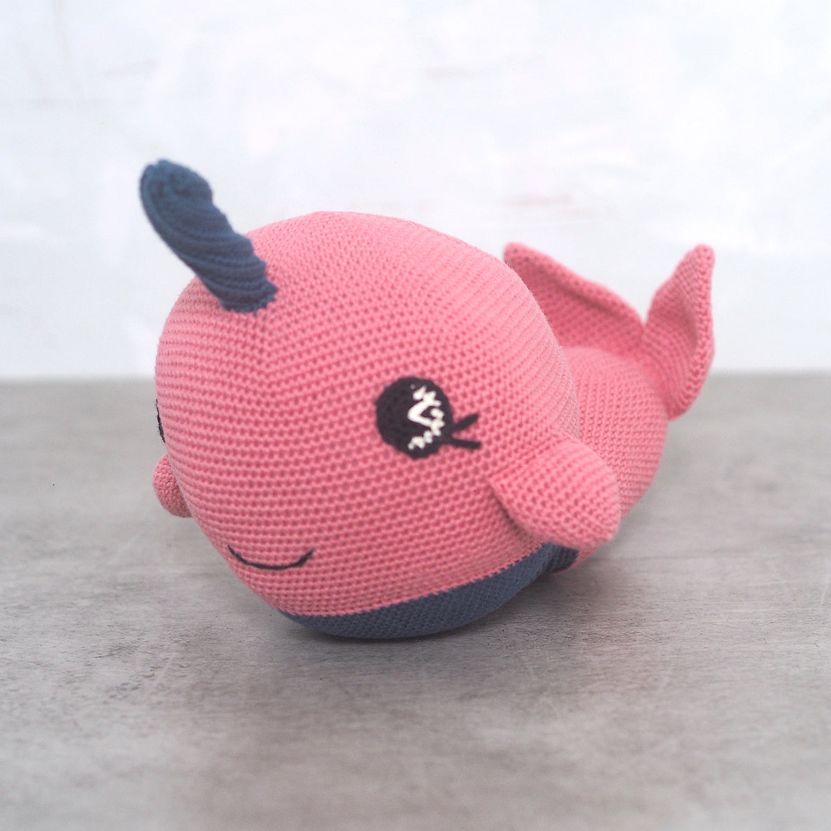 Narhval - pink (bamse) – RikkeLyngholm